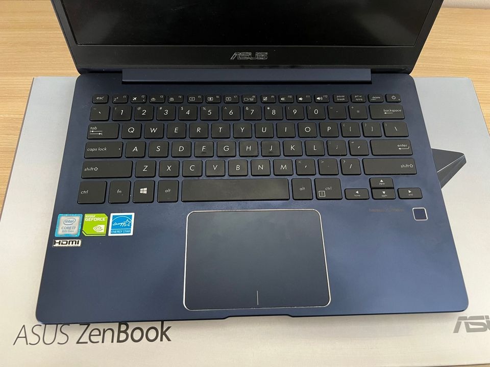 Asus ZenBook UX331U, Computers & Tech, Laptops & Notebooks on Carousell
