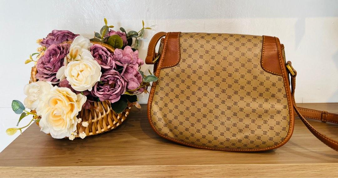 Authentic Vintage Paolo Gucci Crossbody Bag, Luxury, Bags & Wallets on ...