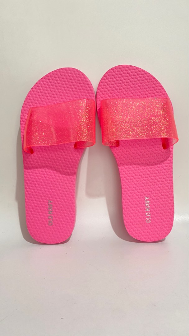 BN Old Navy Slippers US 6, Women's Fashion, Footwear, Slippers and ...
