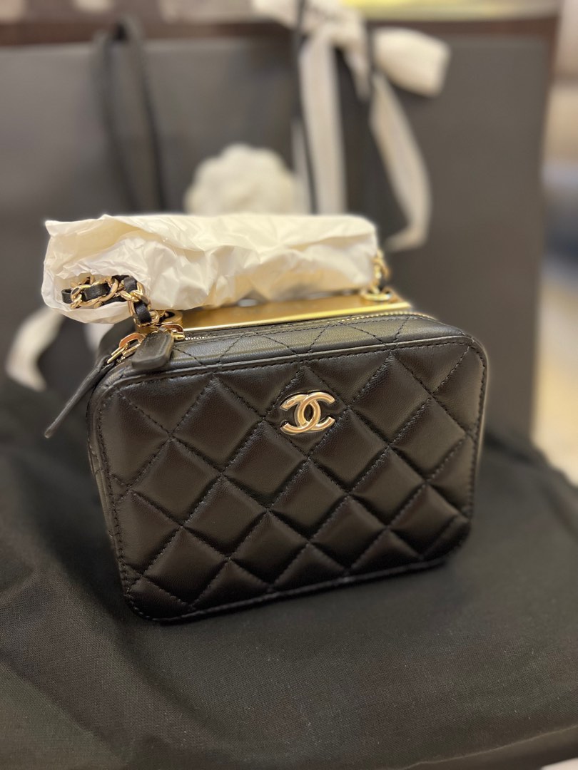 Chanel 22B Vanity with chain, Women's Fashion, Bags & Wallets, Cross ...
