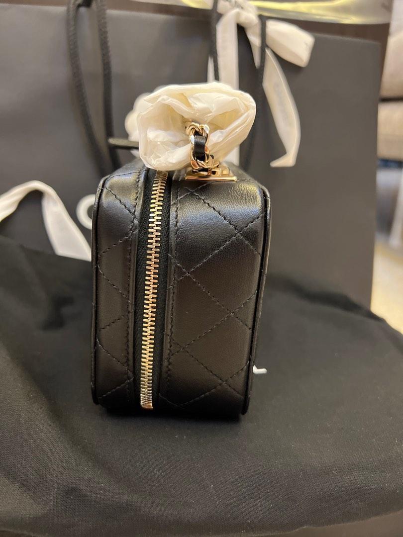 Chanel 22B Vanity with chain, Women's Fashion, Bags & Wallets, Cross ...