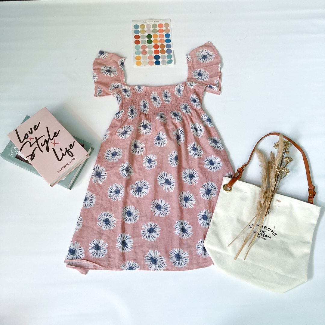 Dainty Daisy Dress, Women's Fashion, Dresses & Sets, Dresses on Carousell