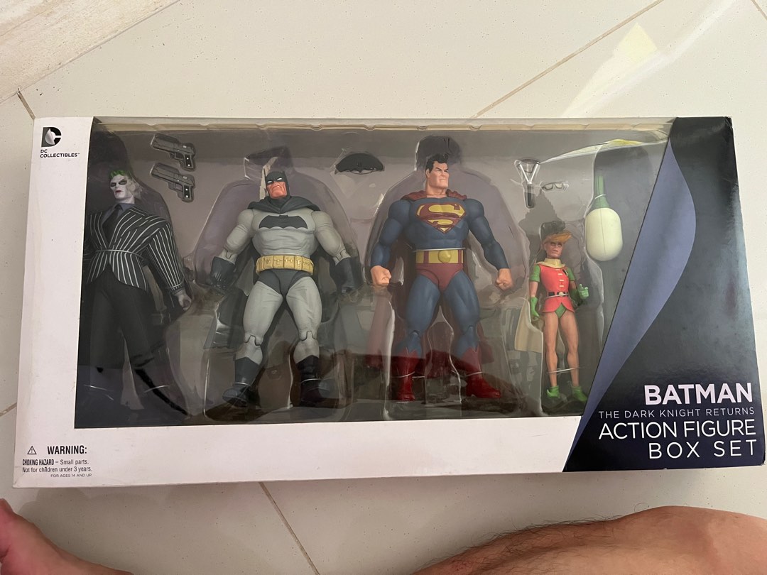 DC Collectibles The Dark Knight returns set, Hobbies & Toys, Toys ...