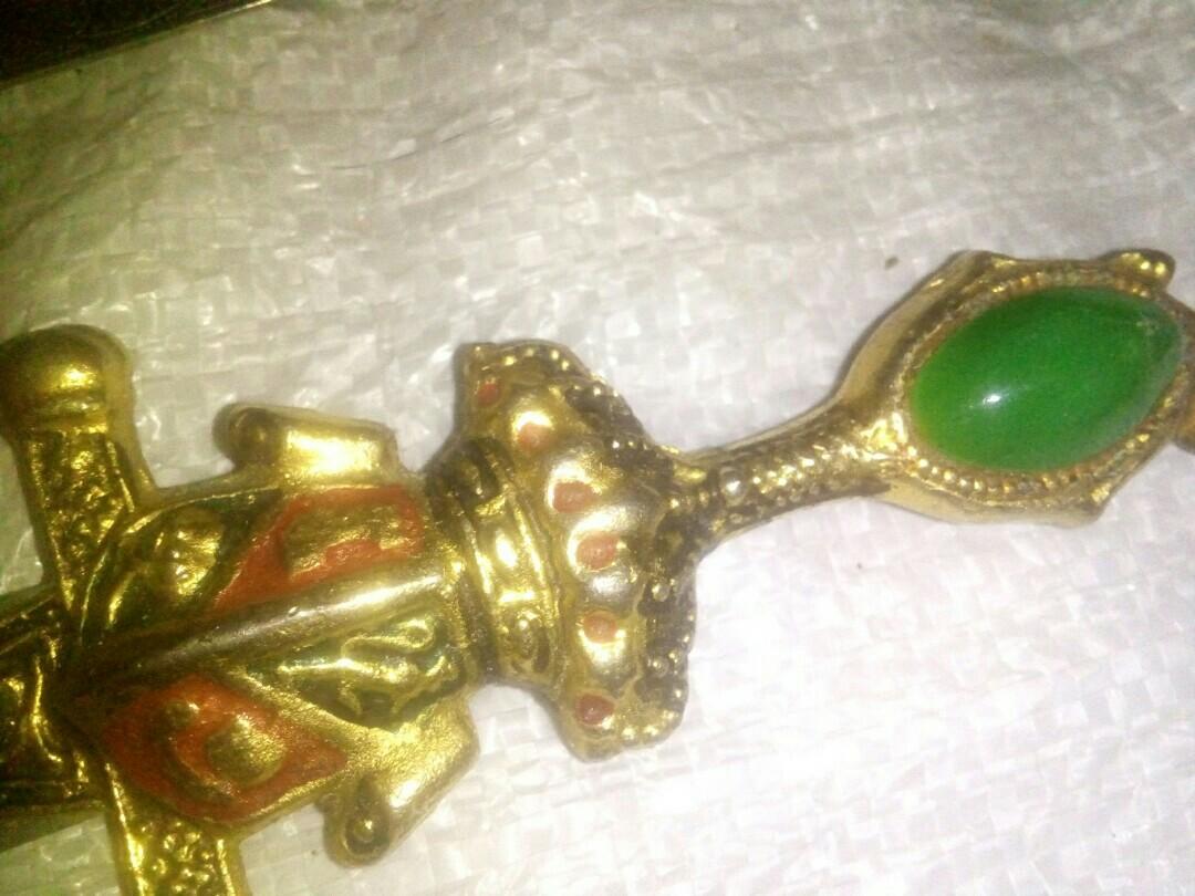 detail pisau antik rare jarang ada langka, Antik, Lainnya di Carousell