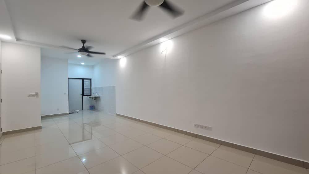 Double Storey House Jalan Galaksi 2 Banting Selangor, Property, Rentals ...