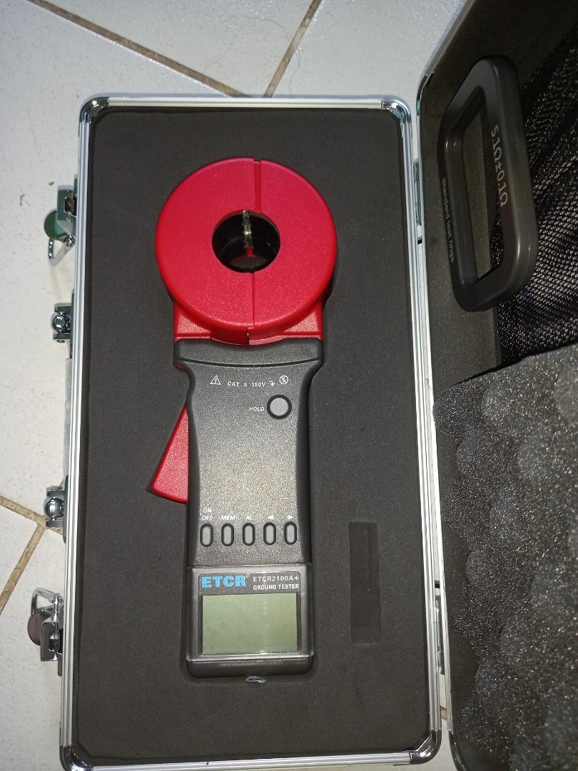 EARTH GROUND CLAMP METER, Commercial & Industrial, Construction ...