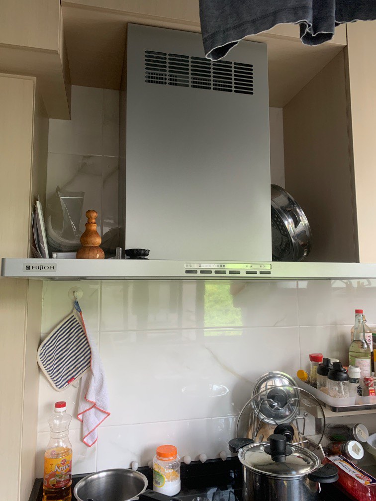 Fujioh Cooker hood n gas stove, Furniture & Home Living, Bathroom ...