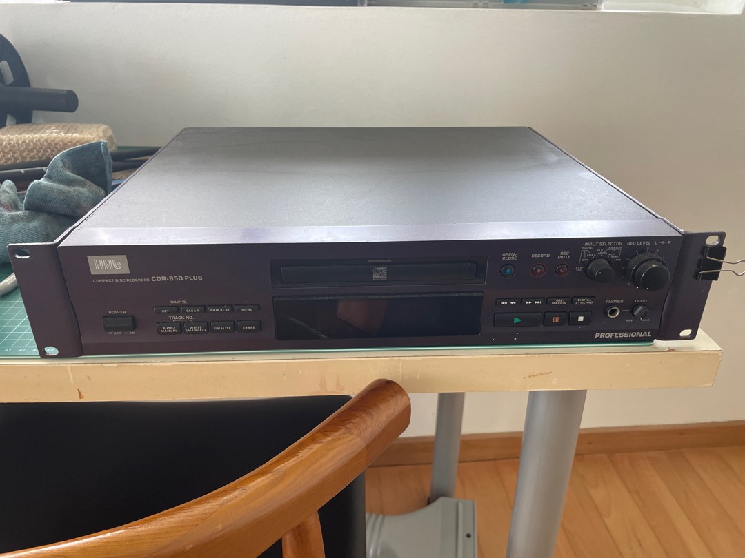 HHB CDR-850 Plus - Pro CD player/Recorder, Audio, Other Audio Equipment ...
