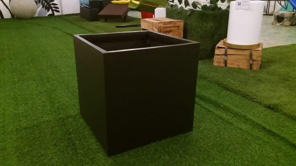 KENDRA Glass Fiber Reinforced Concrete (GFRC) Planters Plant box Pots ...