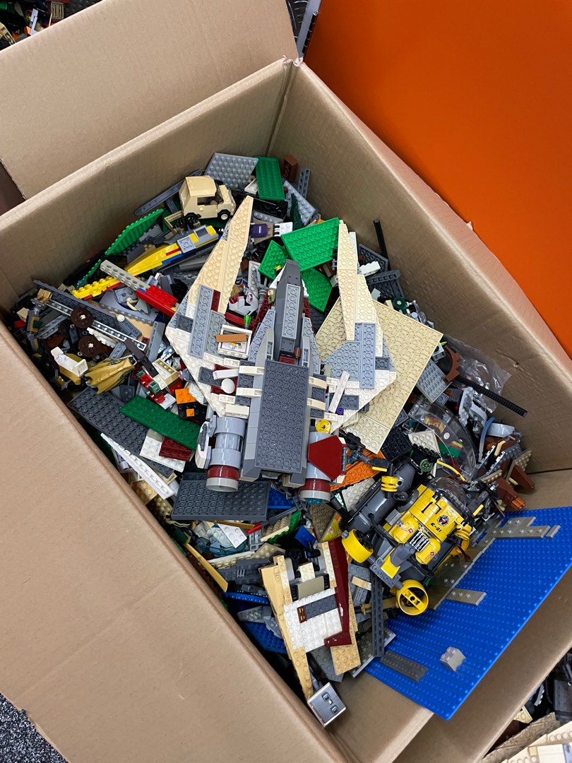Lego brinks and mini figures (3 boxes available), Hobbies & Toys, Toys ...