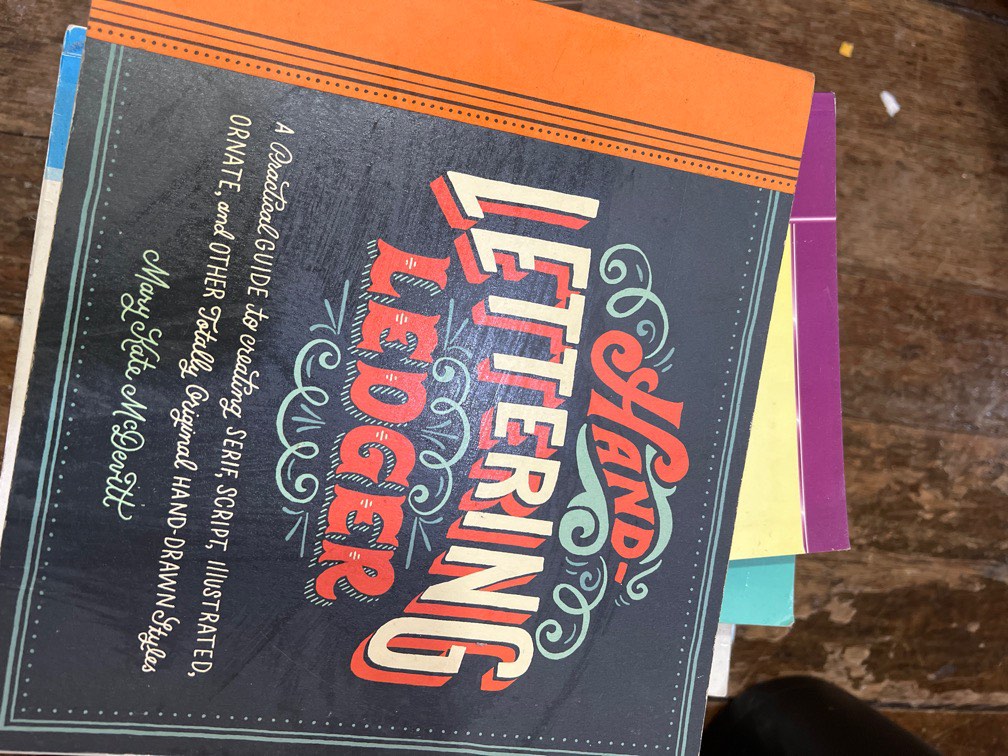 Lettering Book, Hobbies & Toys, Books & Magazines, Textbooks on Carousell