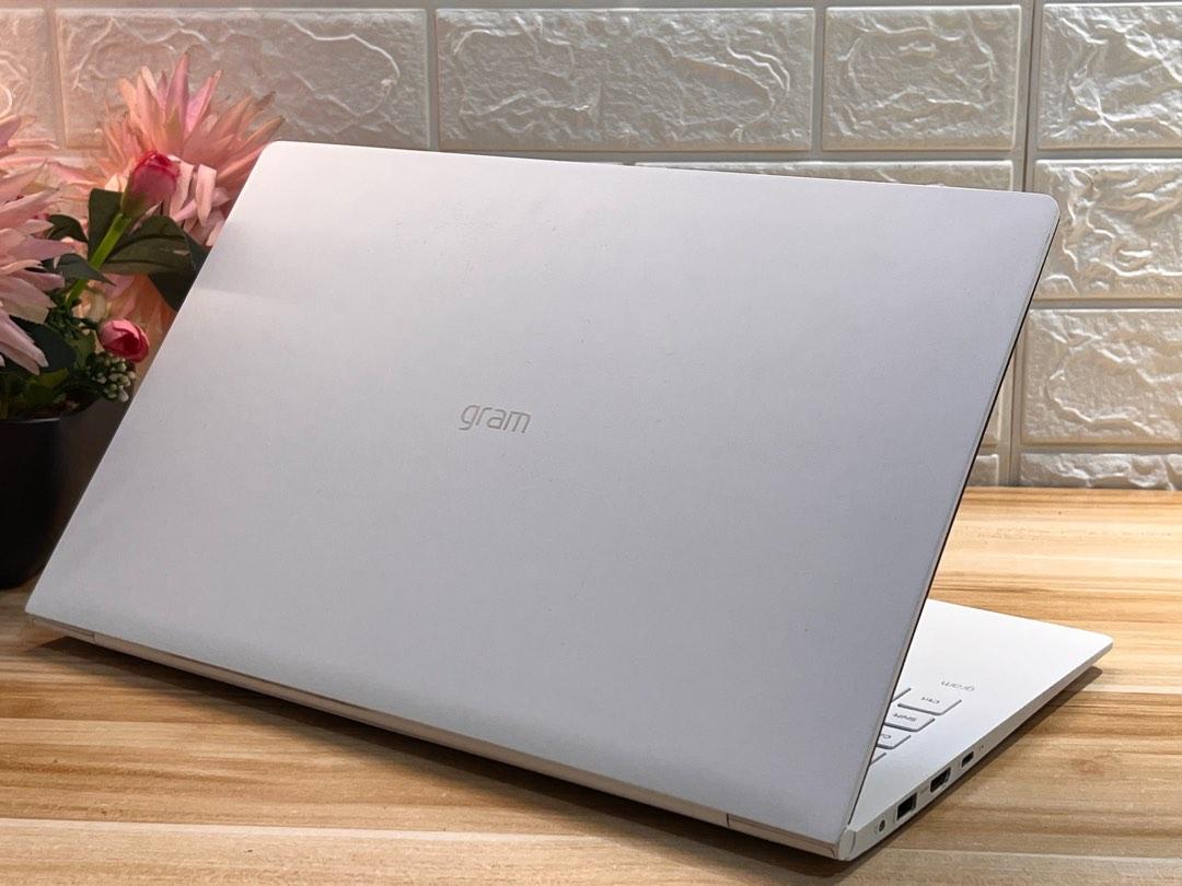 LG Gram 15ZD980-GX50K i5-8th Gen 12GB RAM 256GB SSD FULL HD 15.6 inch ...