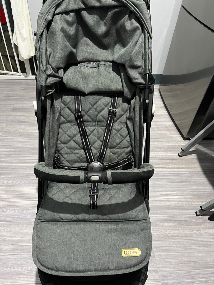 Looping squizz 2, Babies & Kids, Going Out, Strollers on Carousell