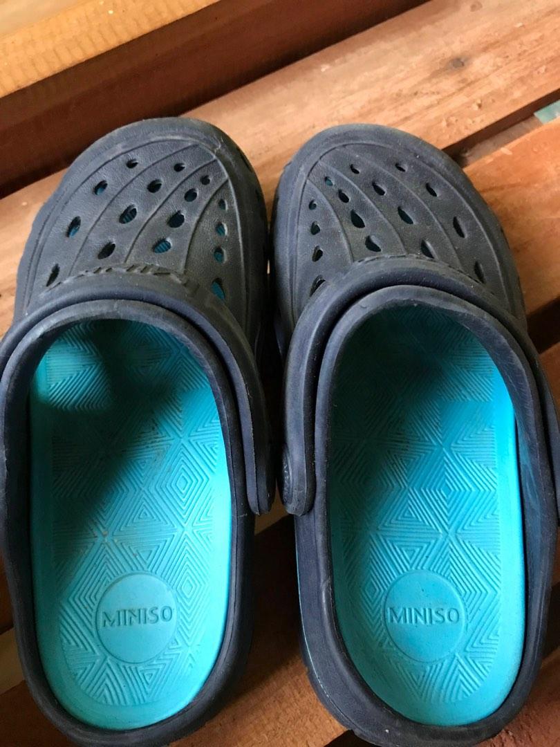 Miniso Slides, Babies & Kids, Babies & Kids Fashion on Carousell