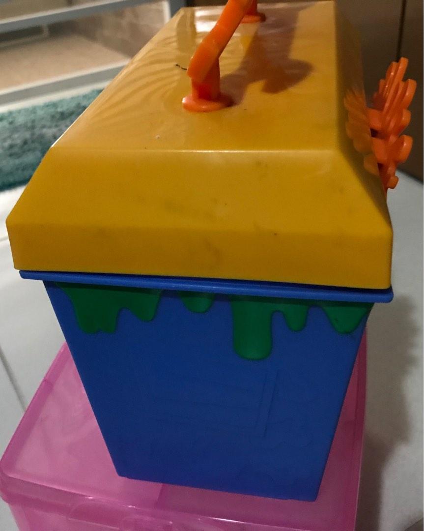Nickelodeon Lunch Box, Hobbies & Toys, Toys & Games on Carousell