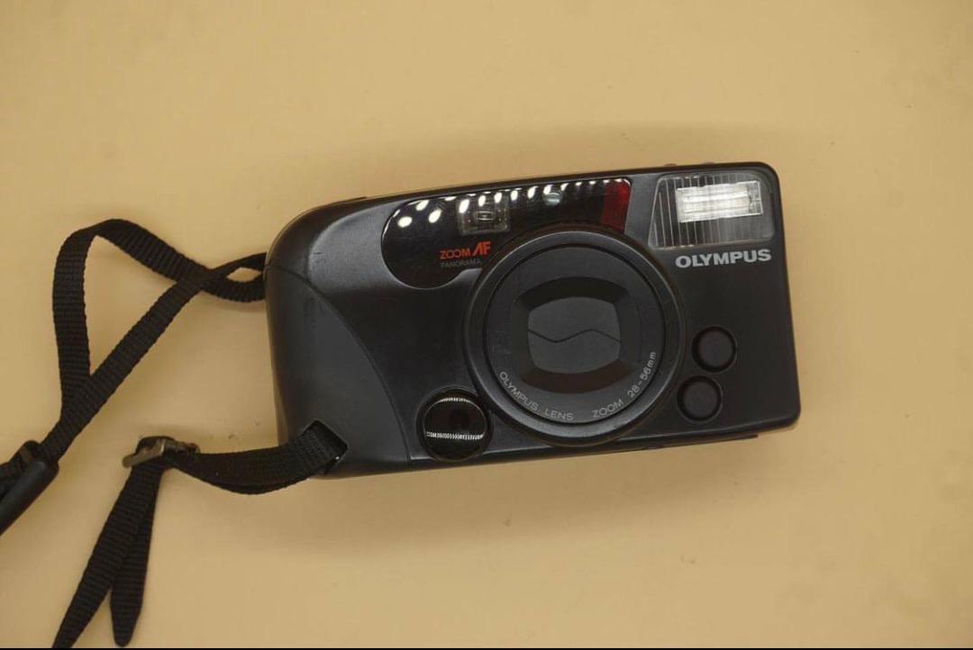 Olympus IZM 220 Point & Shoot, Photography, Cameras on Carousell