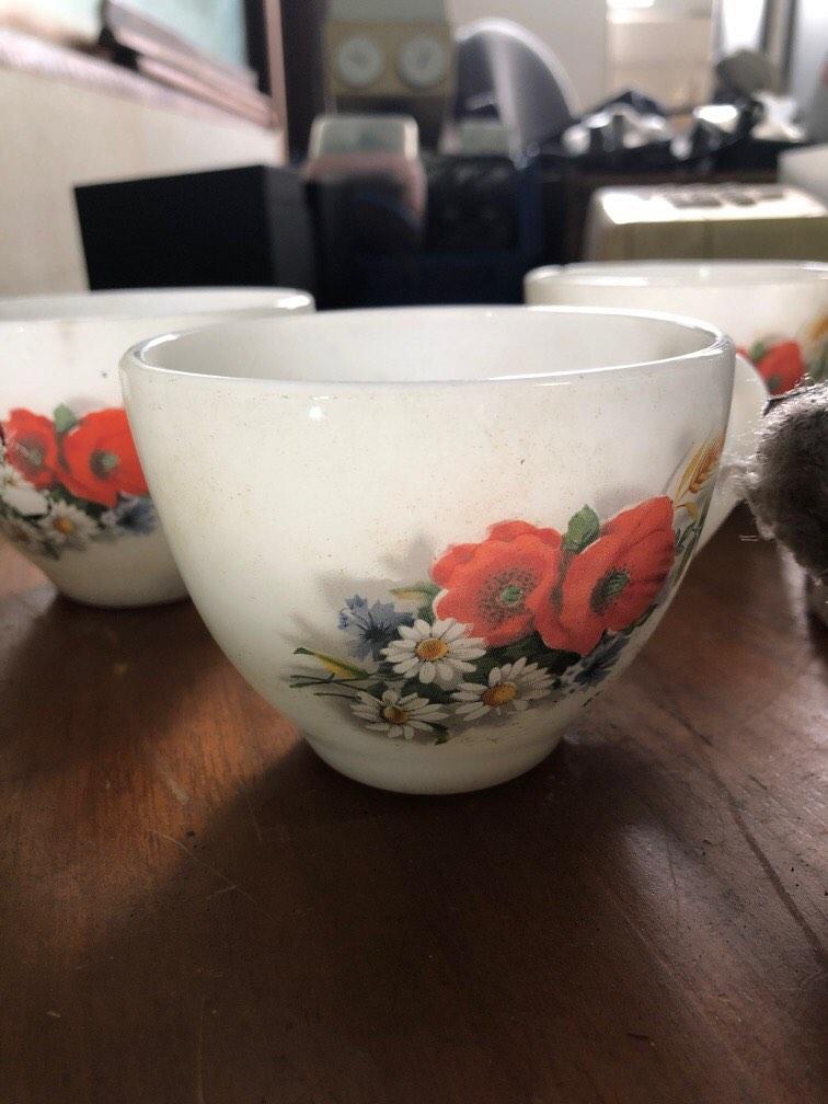 Retro cups, Hobbies & Toys, Memorabilia & Collectibles, Vintage Collectibles on Carousell
