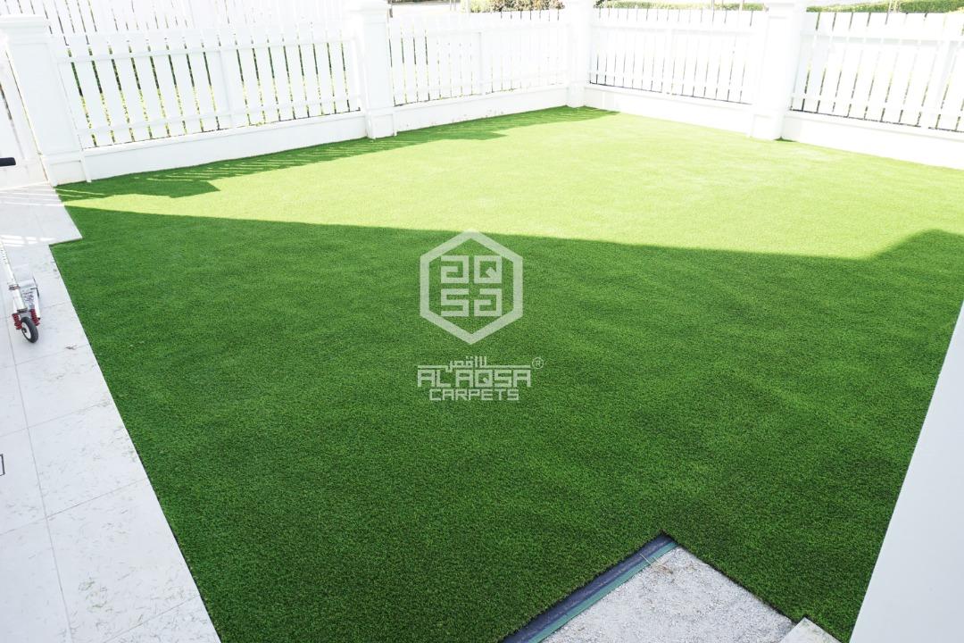 Rumput Tiruan Cantik Memikat dengan Harga Lebih Rendah, Furniture ...