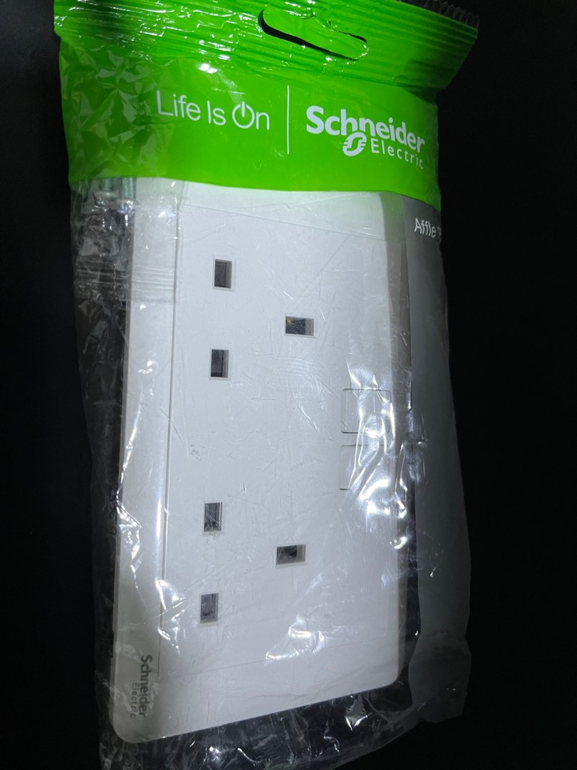Schneider Socket, TV & Home Appliances, Electrical, Adaptors & Sockets on Carousell