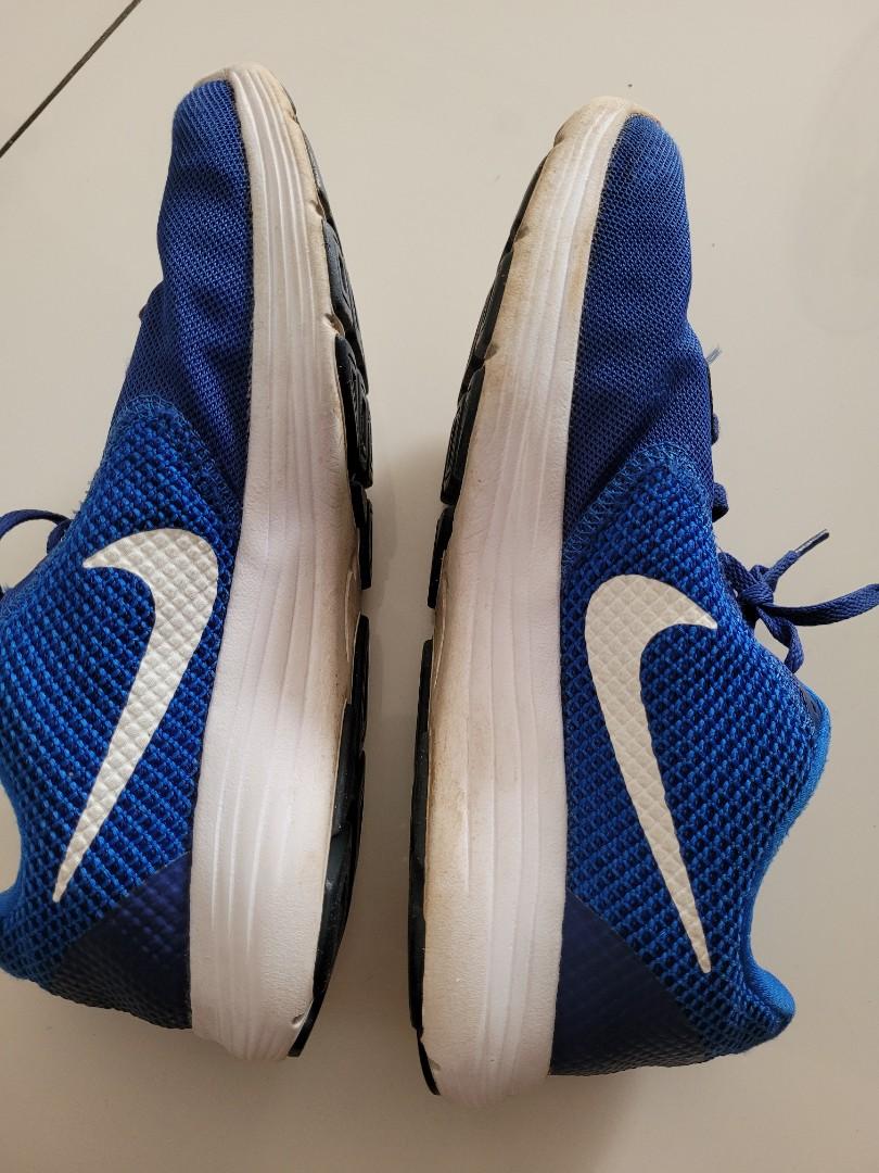 Sepatu NIKE ORIGINAL, Fesyen Pria, Sepatu , Sneakers di Carousell