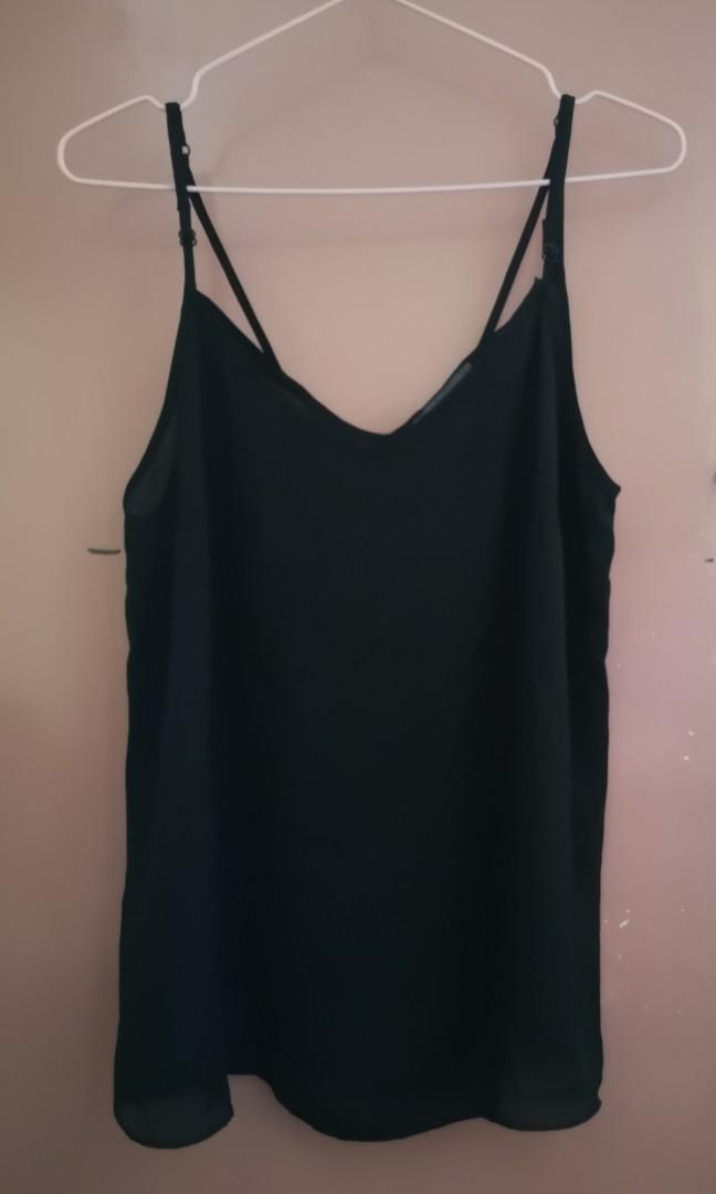 Sexy black inner top, Women's Fashion, Tops, Sleeveless on Carousell