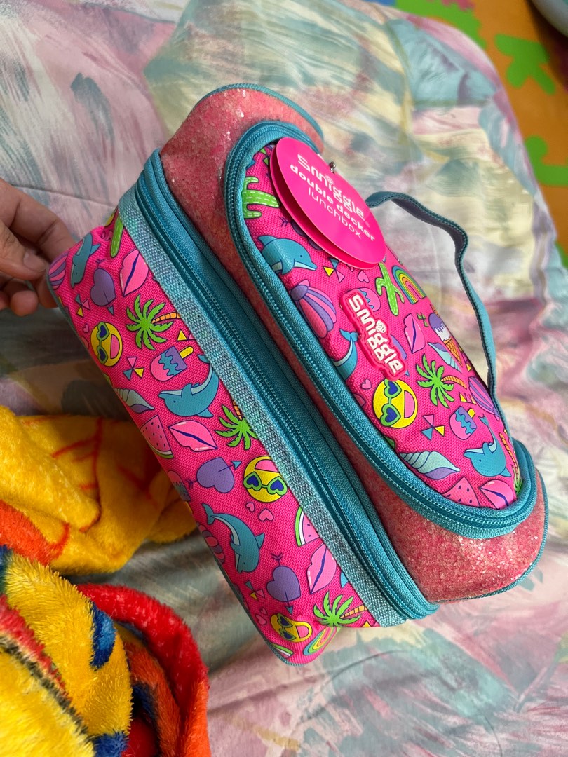 Smiggle lunch box, Babies & Kids, Babies & Kids Fashion on Carousell