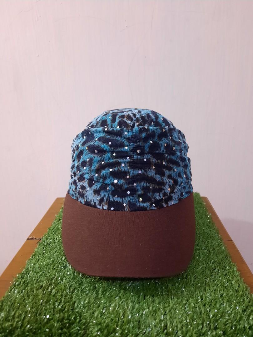 Topi Motif, Fesyen Pria, Aksesoris, Topi di Carousell