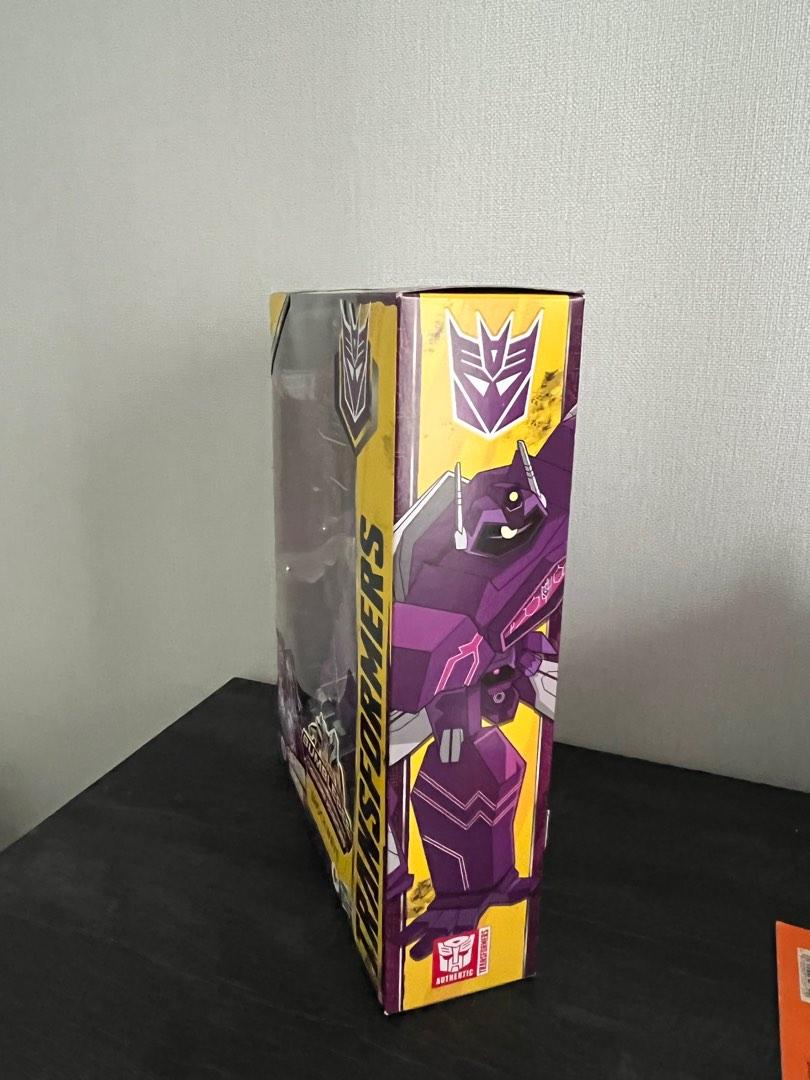 (TF08) Transformers Shockwave Bumblebee Cyberverse Adventure, Hobbies ...