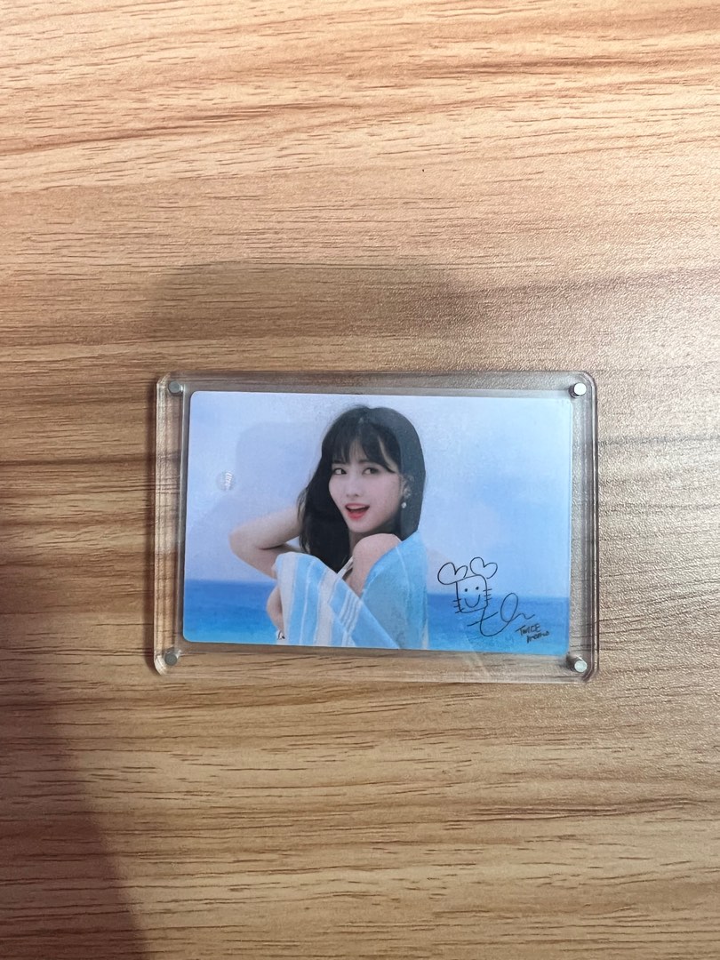 TWICE MOMO DTNA BROADCAST PHOTOCARD RARE, Hobbies & Toys, Memorabilia & Collectibles, K-Wave on ...