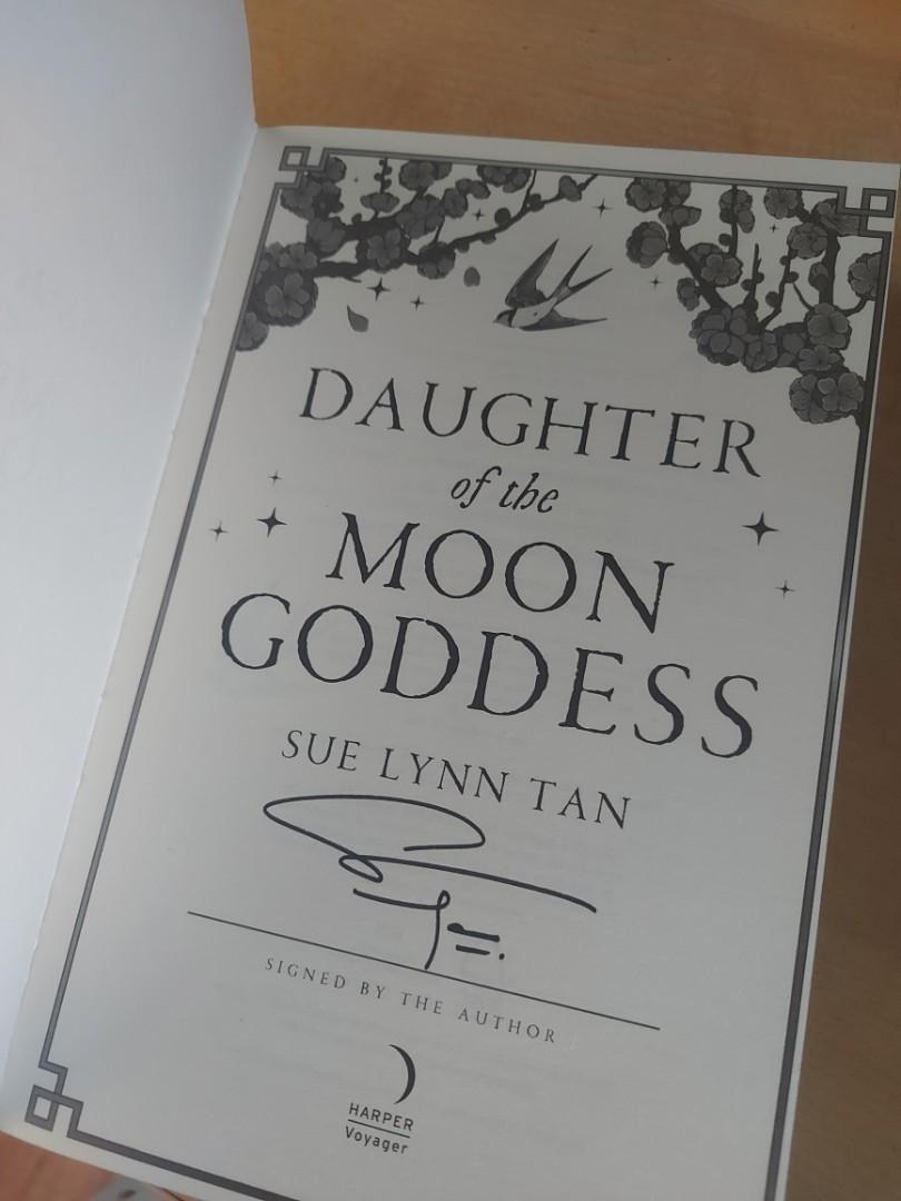 Waterstones Exclusive Edition: Daughter of the Moon Goddess hardbound booktok book, Hobbies ...