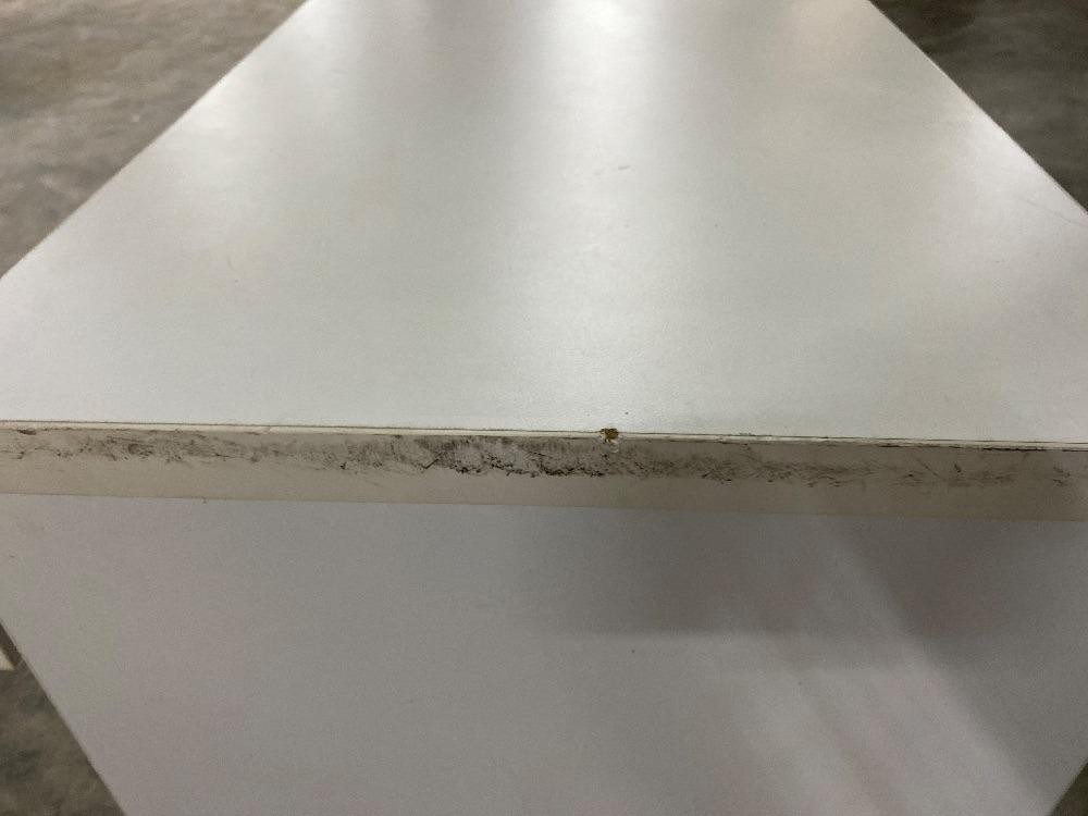 Wooden Office Table with 4 Drawers White Colour / Meja Pejabat Kayu ...