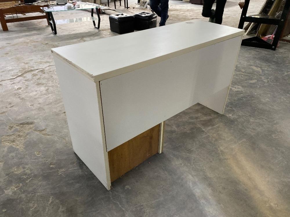 Wooden Office Table with 4 Drawers White Colour / Meja Pejabat Kayu ...