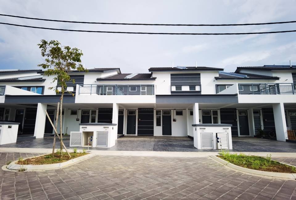 [WTS] KITA BAYU Townhouse Lower Unit Cybersouth, Dengkil, Property, For Sale on Carousell