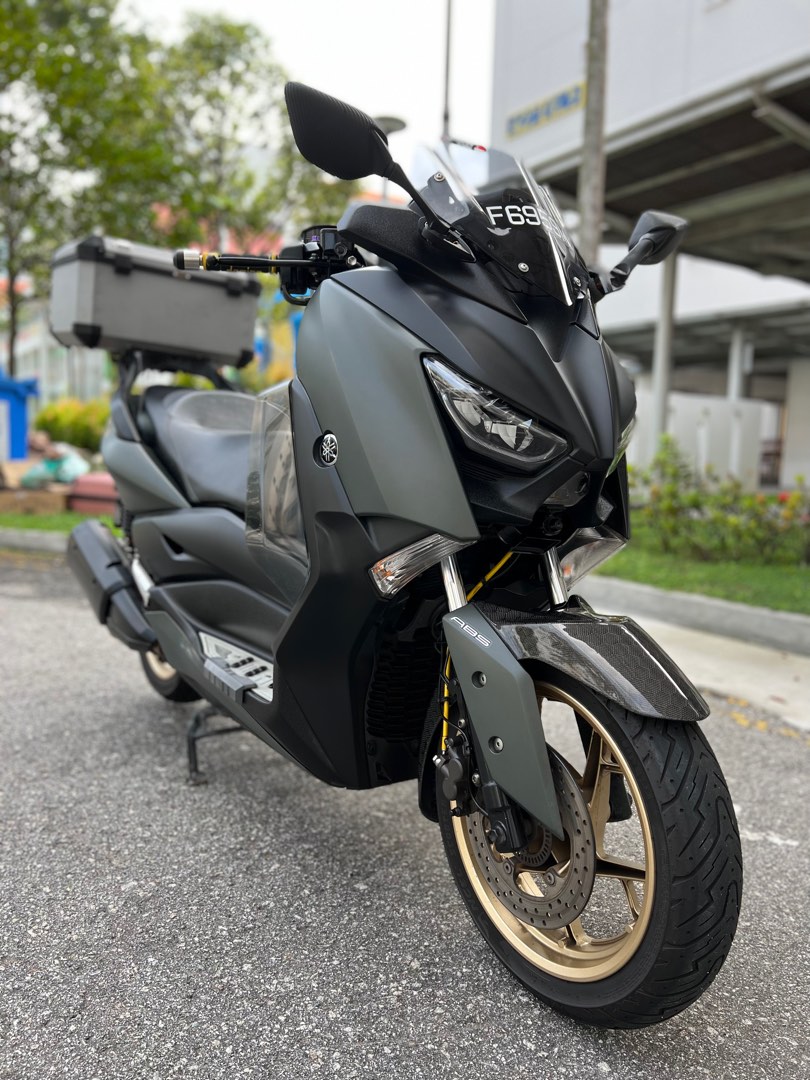 Xmax 300 2020, Motorcycles, Motorcycles for Sale, Class 2A on Carousell
