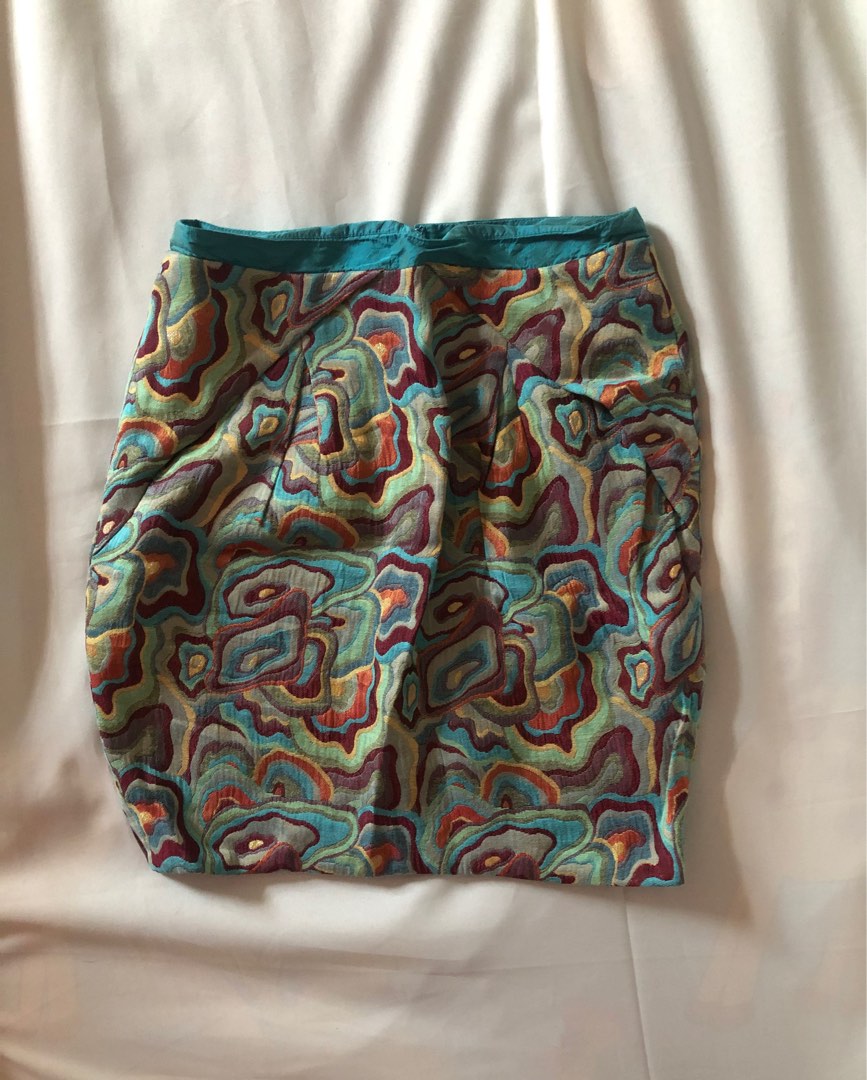 y2k funky skirt, Women's Fashion, Bottoms, Skirts on Carousell