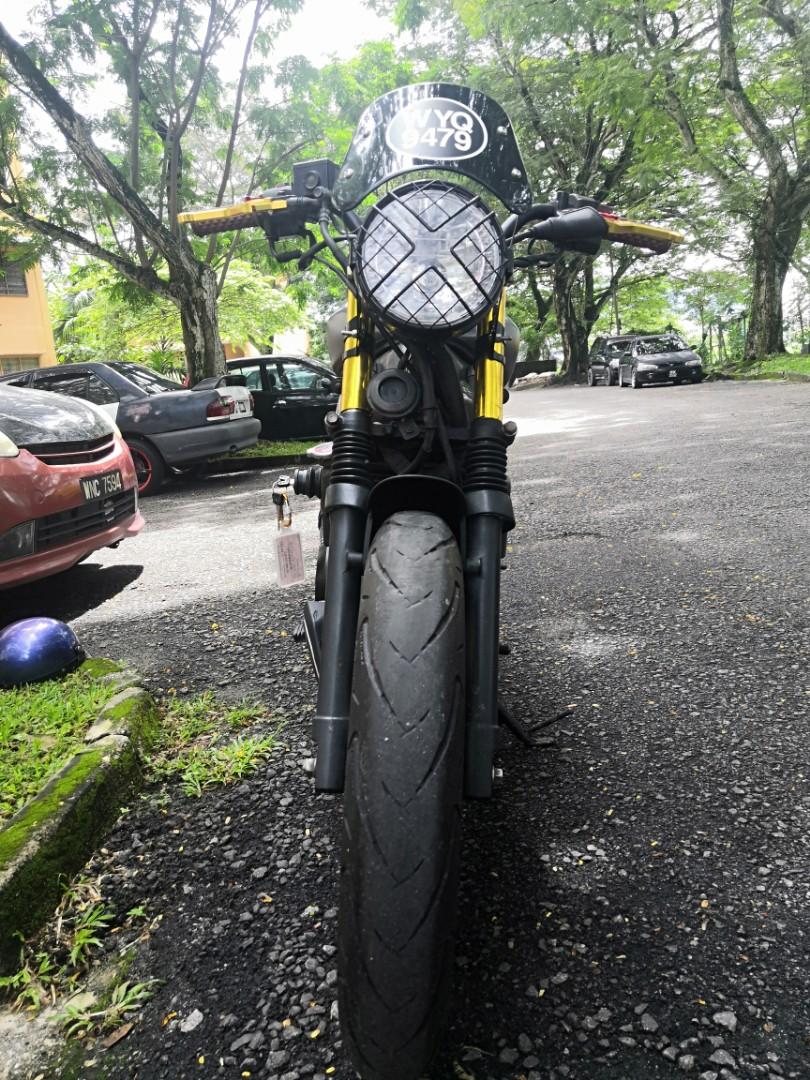 Yamaha fz v2 custome cafe racer, Motorbikes on Carousell