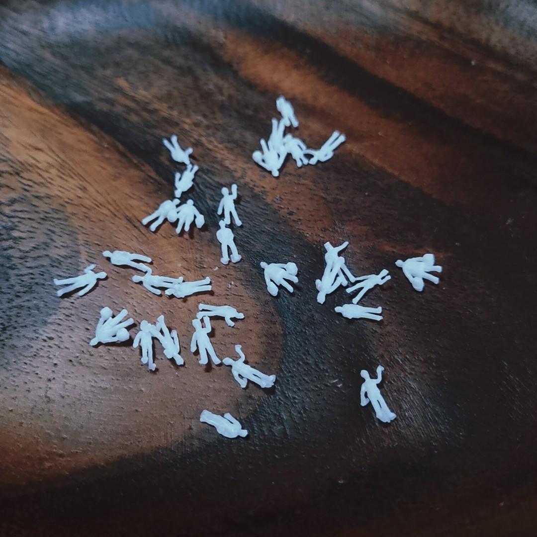 1:200 Architecture Human | Miniature Human, Hobbies & Toys, Stationery ...