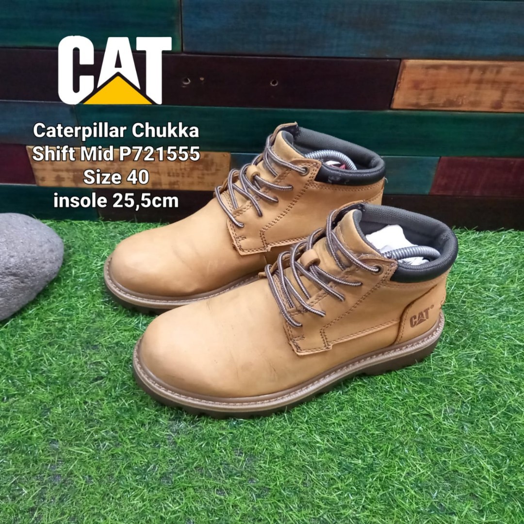 Caterpillar Chukka Boots P721555 Shift Mid Wheat Nubuck Size 40, Fesyen ...