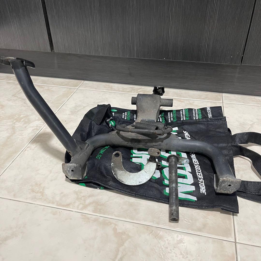 CB400 Revo Main Stand, Motorcycles, Motorcycle Accessories on Carousell