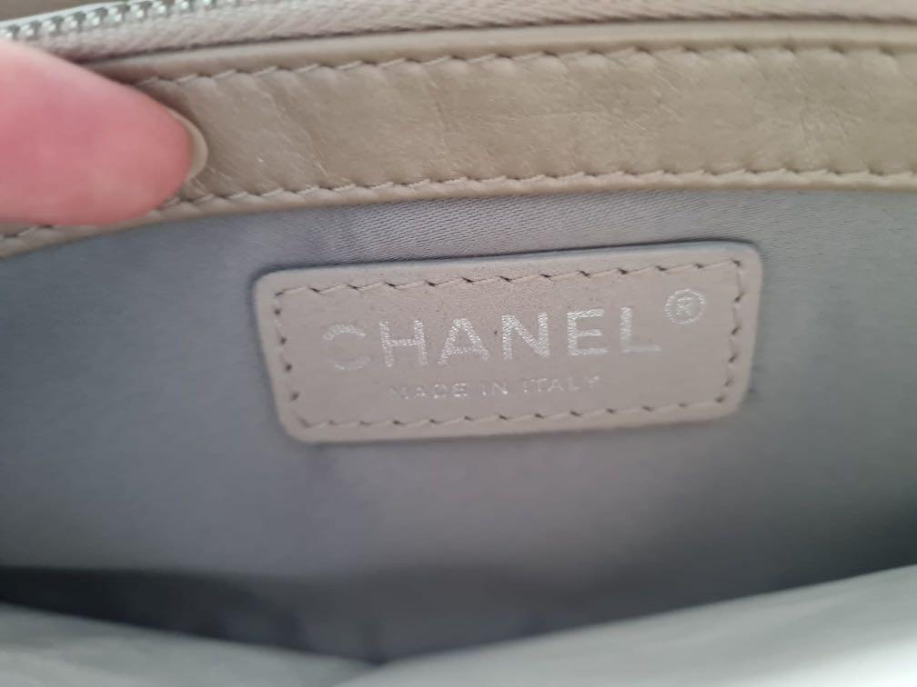 chanel ultimate stitch flap bag, Women's Fashion, Bags & Wallets, Cross ... chanel ultimate stitch flap bag, Women's Fashion, Bags & Wallets, Cross ...