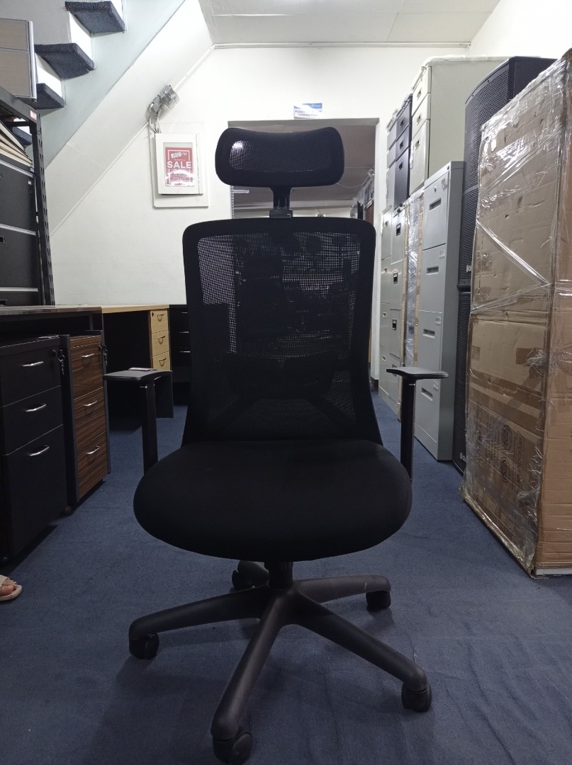 Ergodynamic NITORI High Back Chair, Office Chair, Computer Chair ...