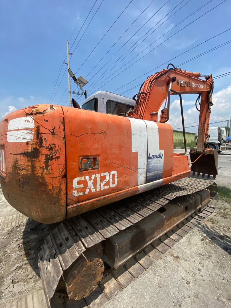 EX120-2 HITACHI EXCAVATOR, Commercial & Industrial, Industrial Equipment on Carousell