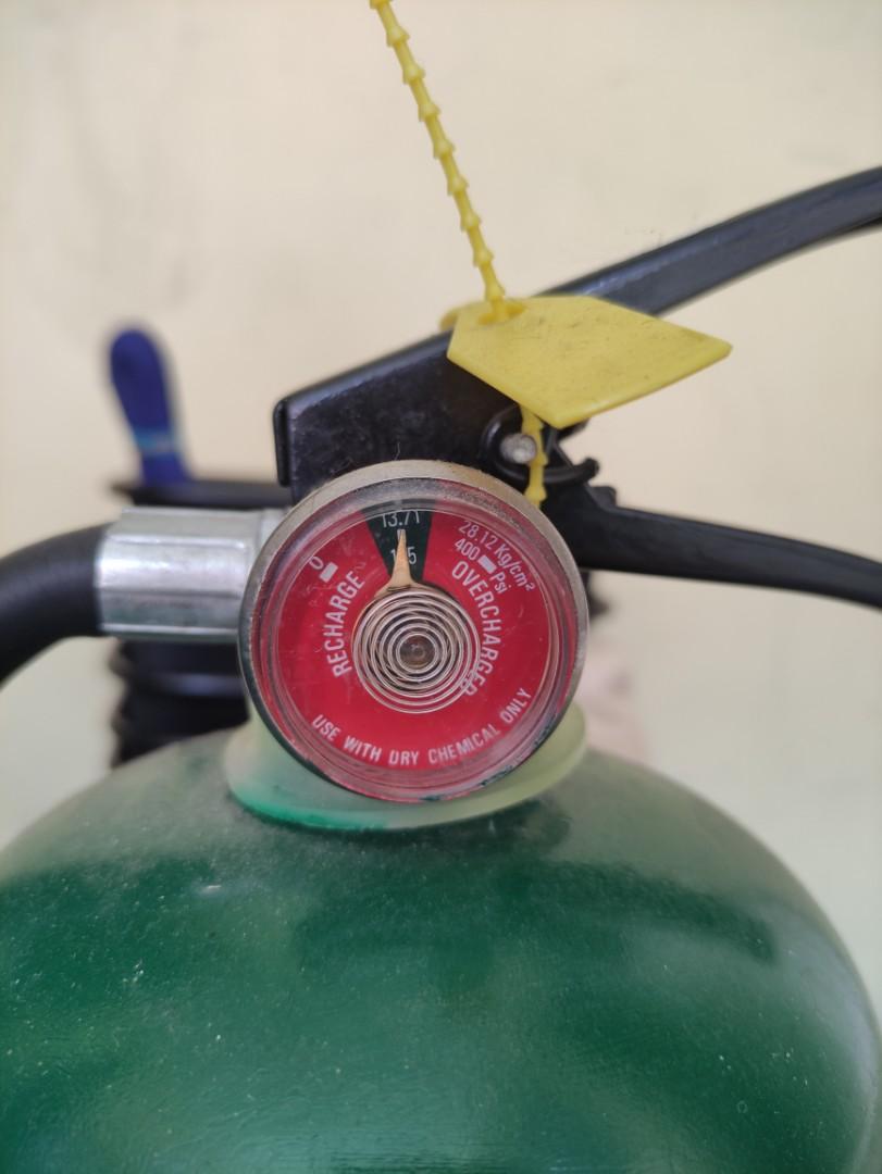 FIRE EXTINGUISHER - CYCLONE HCFC-123 GREEN (Unused), Furniture & Home ...