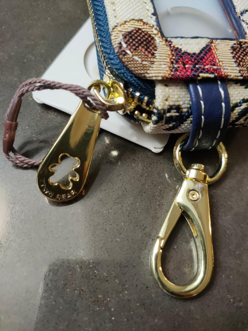 Peekaboo! Keypouch, Women's Fashion, Bags & Wallets, Purses & Pouches ...