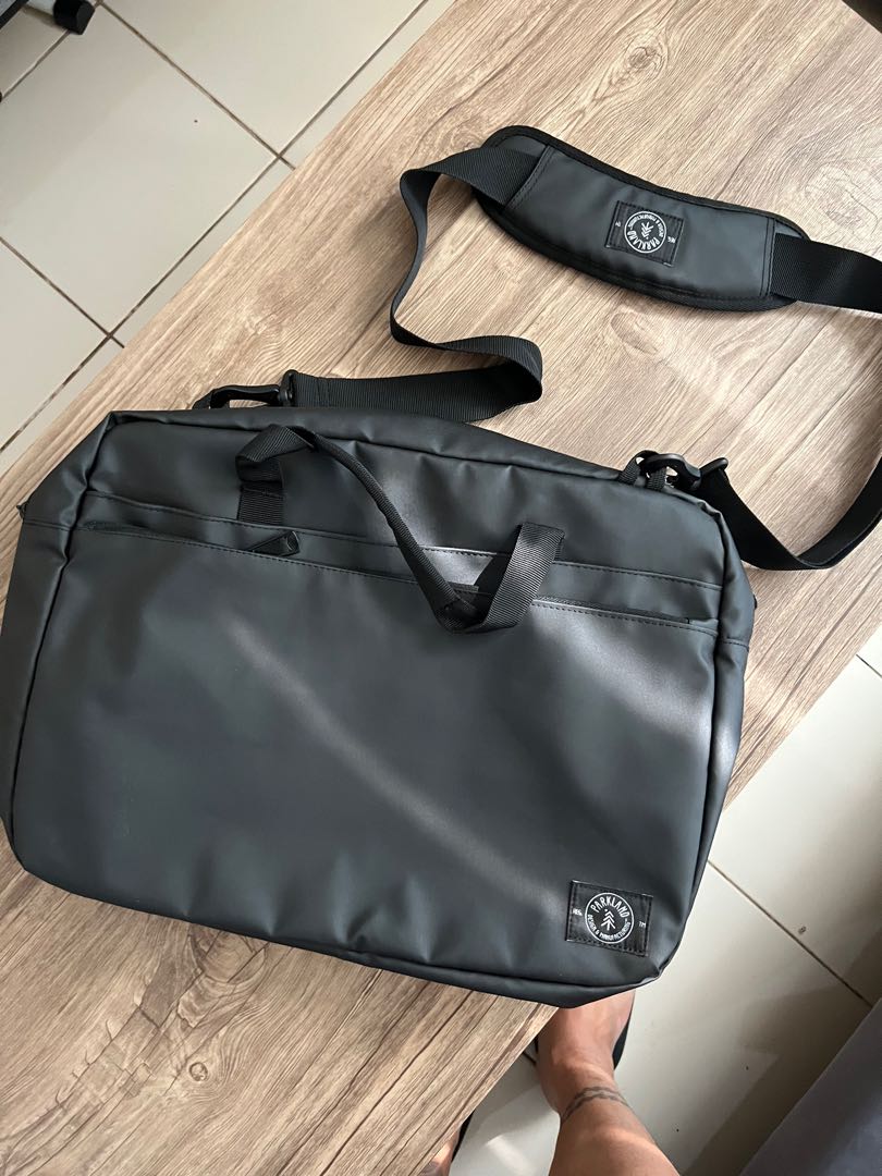 Laptop / Backpack Bag 2in1 - Parkland with freebie, Men's Fashion, Bags ...