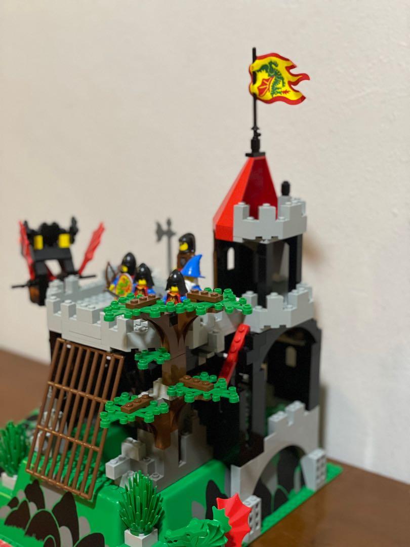 lego castle 6082, Hobbies & Toys, Toys & Games on Carousell