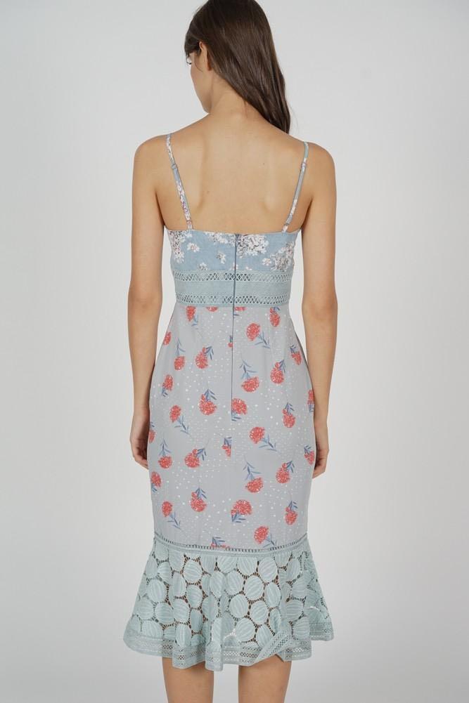 MDS Bellari Lace Dress in Ash Blue Floral, Women's Fashion, Dresses & Sets, Dresses on Carousell
