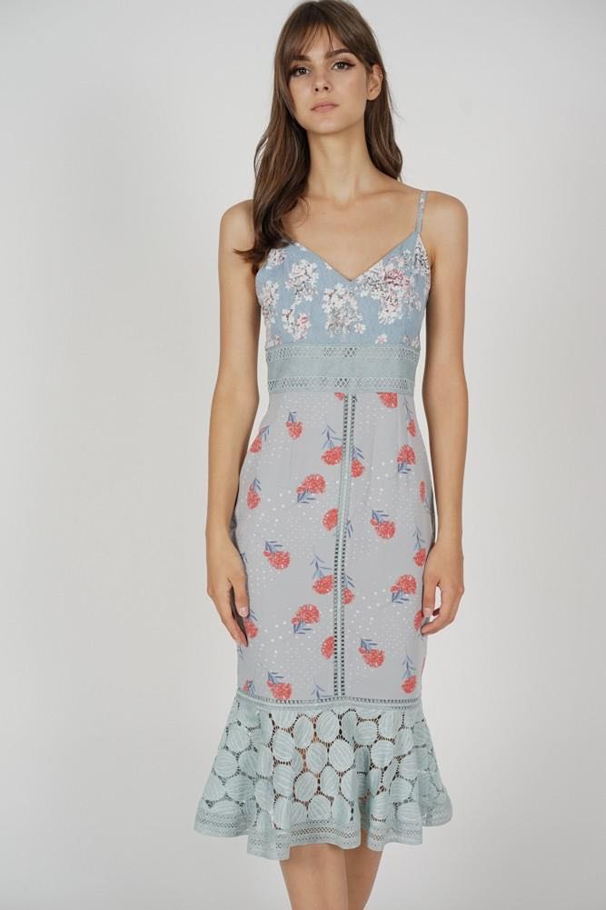 MDS Bellari Lace Dress in Ash Blue Floral, Women's Fashion, Dresses & Sets, Dresses on Carousell