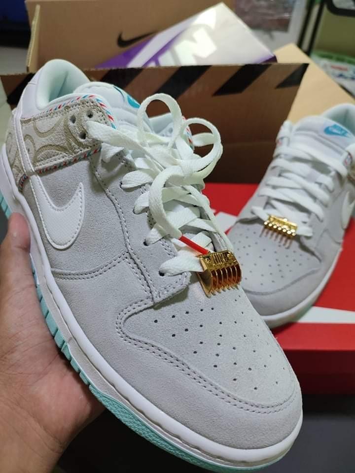 Nike dunk barbers, Men's Fashion, Footwear, Sneakers on Carousell