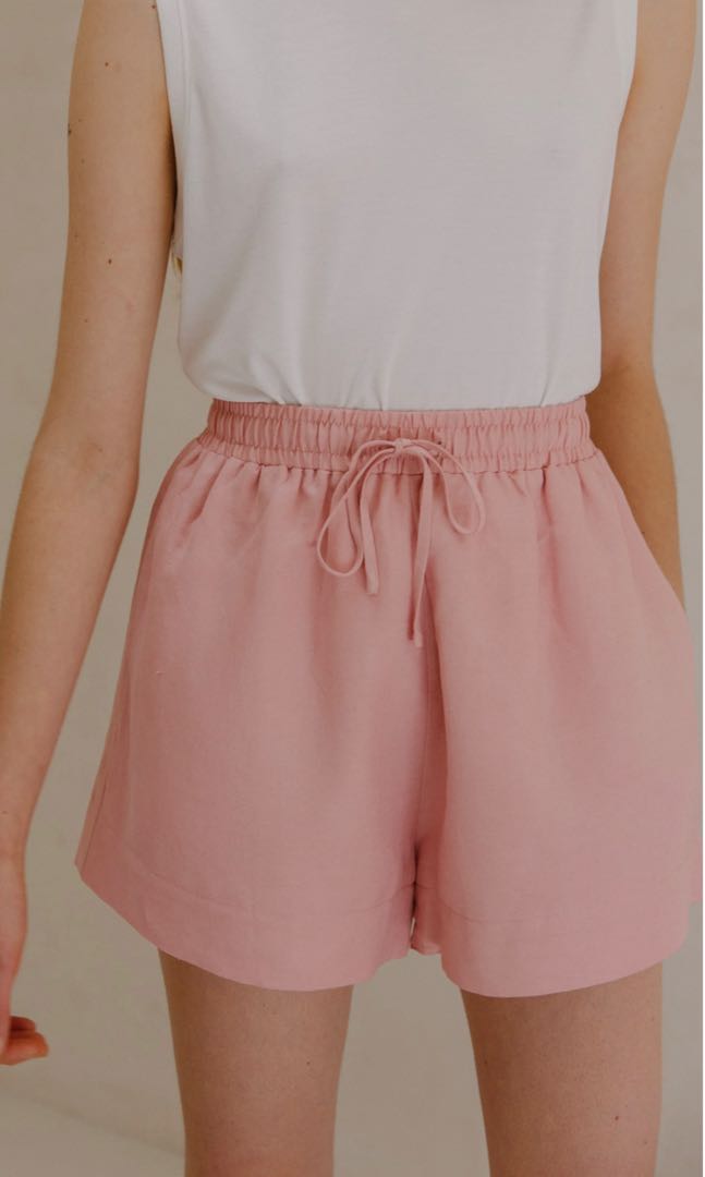 OSN Linen Boxy Shorts, Women's Fashion, Bottoms, Shorts on Carousell